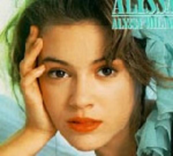 CD「ALYSSA」作品詳細 - GEO Online/ゲオオンライン